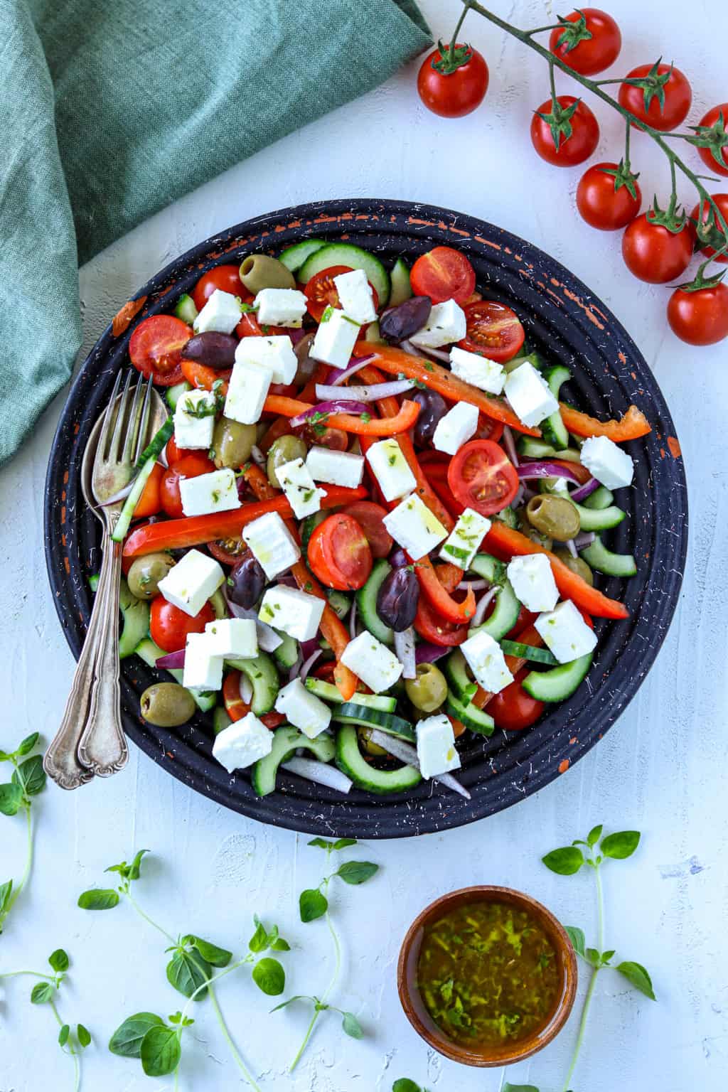 Tomatsalat med mozzarella - Nem og frisk salat på kun 15 min
